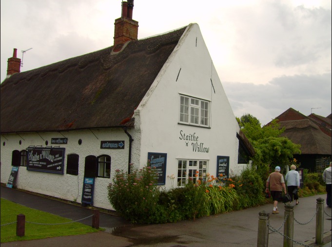 Reedham Ferry Inn | Restaurants | Norfolk Broads
