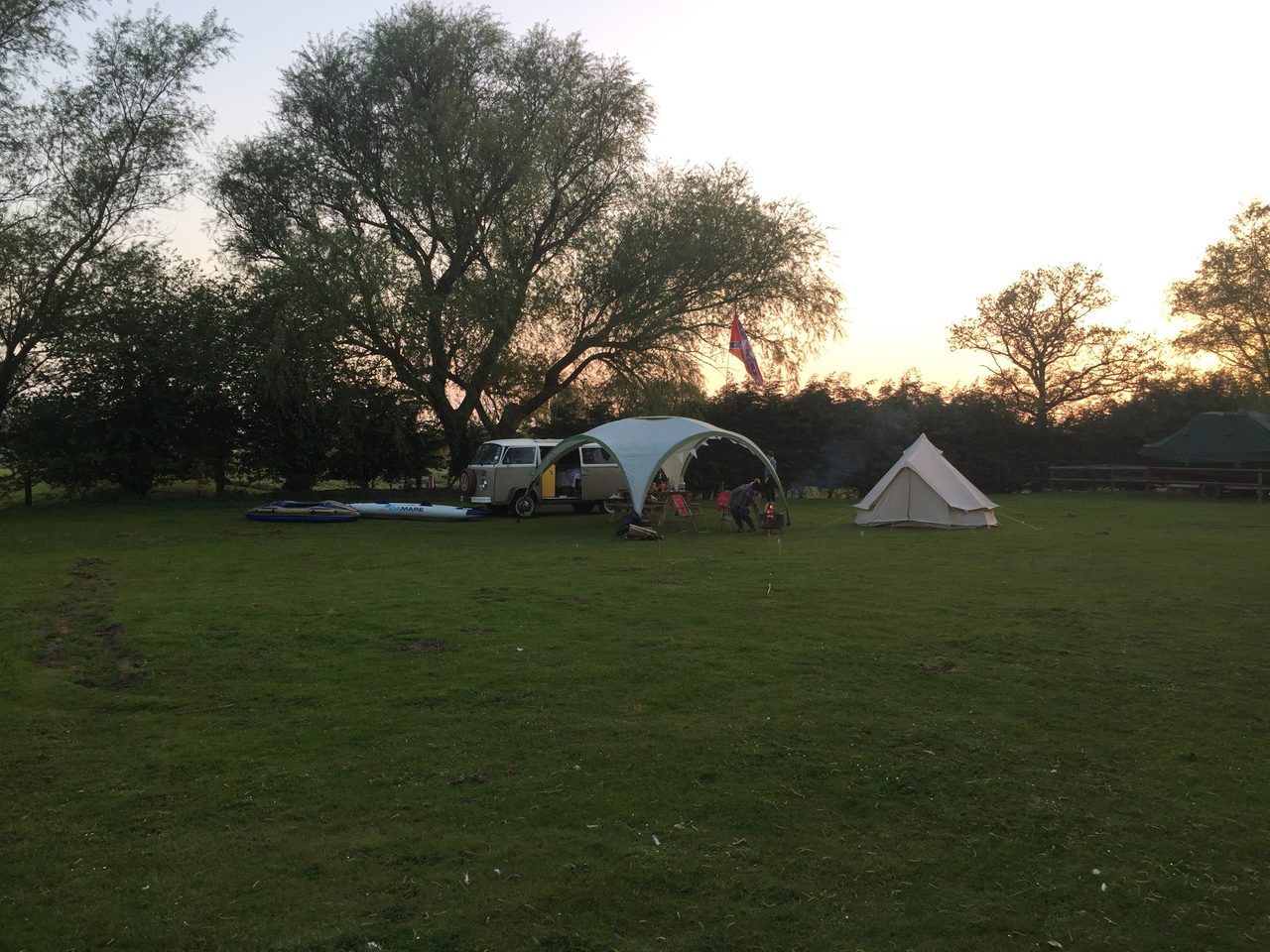 Three Rivers Campsite | Camping | Geldeston | Norfolk Broads